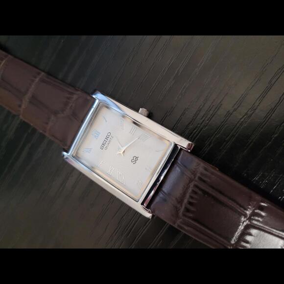 Seiko | Accessories | New Old Stock Rare Vintage Seiko Slim Tank Quartz Mens Leather Watch ...
